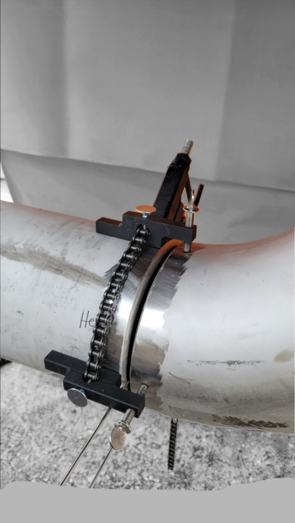 Pipe fitting alignment 2"-14"